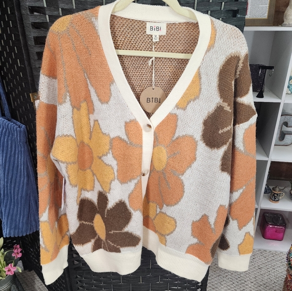 BiBi | Jackets & Coats | Brand New Bibi Floral Cardigan | Poshmark